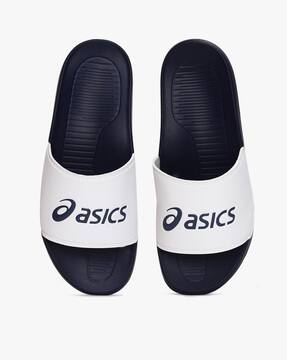 Asics slippers store