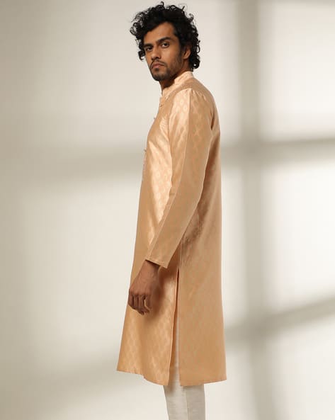 Buy Pink Kurtas for Men by SAMAV Online | Ajio.com