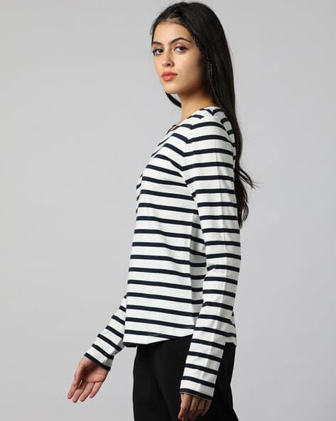 Buy Navy Blue & White Tshirts for Women by Outryt by AZORTE Online ...