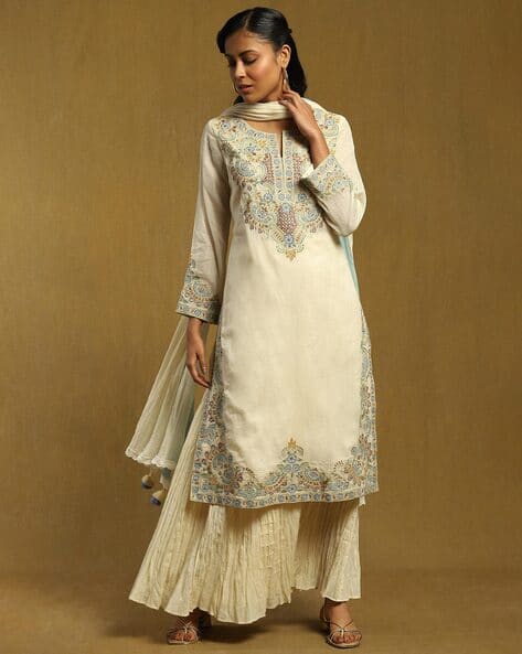 Designer Suits For Women By Ritu Kumar