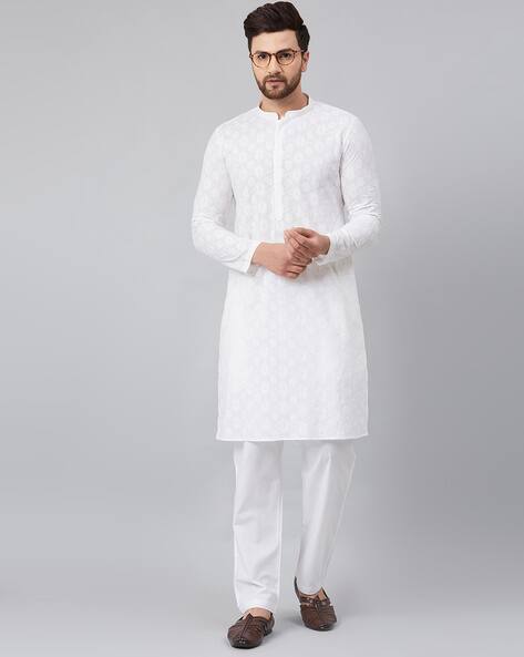 Online Woven Off White Men Kurta Pajama MKPA04075