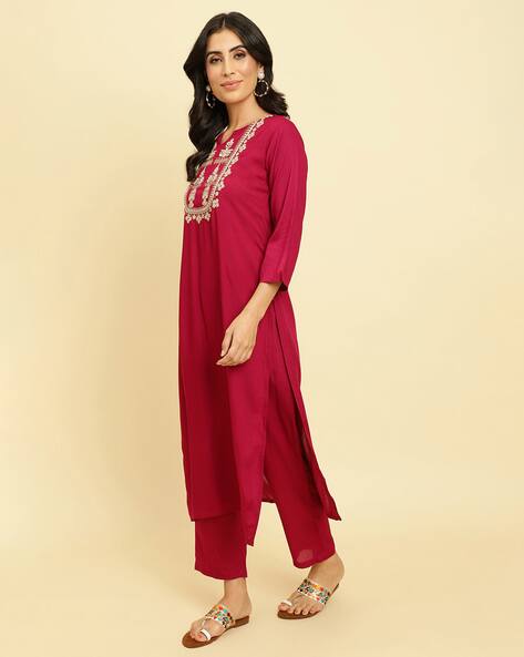 Buy Magenta Kurta Suit Sets for Women by Svaraa Online | Ajio.com