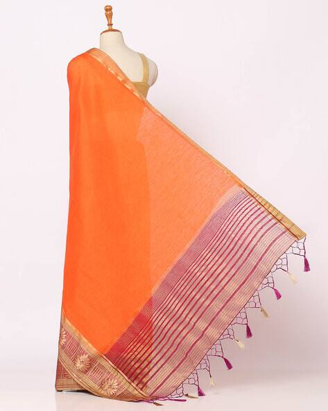 Buy Peach Sarees for Women by VARJA Online | Ajio.com