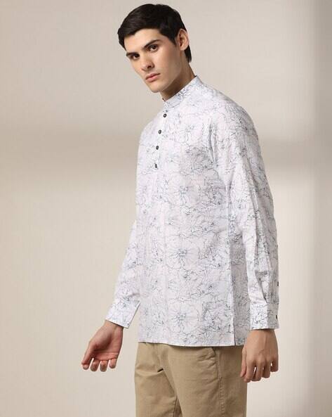 Buy White Kurtas for Men by SAMAV Online | Ajio.com