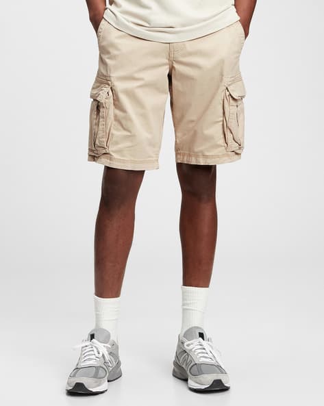 Gap khaki shorts mens store