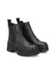 Buy Black Boots for Men by DELIZE Online | Ajio.com