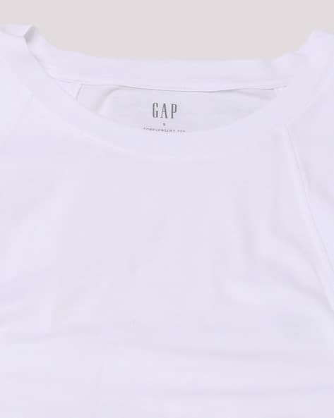 Gap white tops store