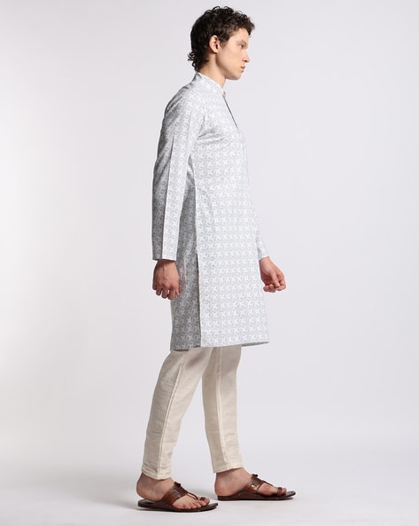 Buy Off-White Kurtas for Men by SAMAV Online | Ajio.com