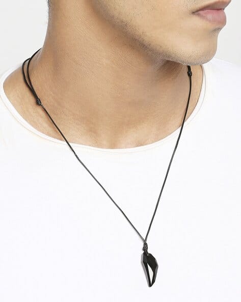 Black locket chain store