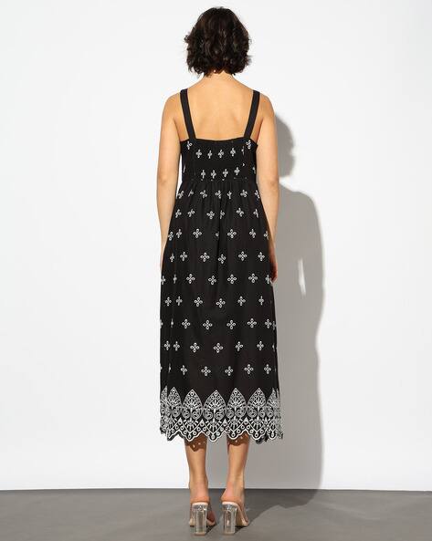 Buy Black Dresses for Women by Outryt by AZORTE Online | Ajio.com