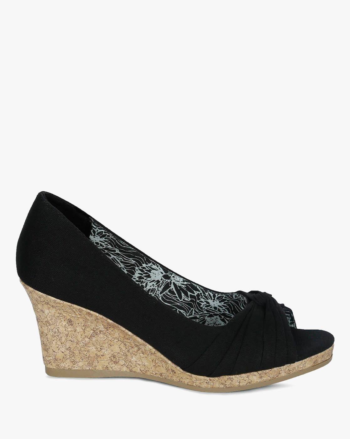 Payless American Eagle Black And White Peep Toe